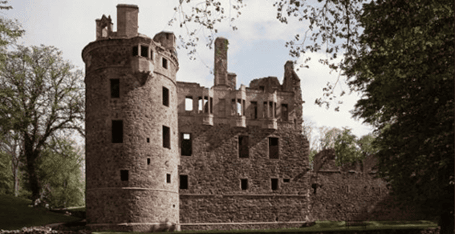 Huntly Castle - Young Archaeologists' Club