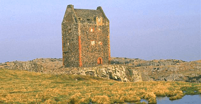 Smailholm Tower - Young Archaeologists' Club